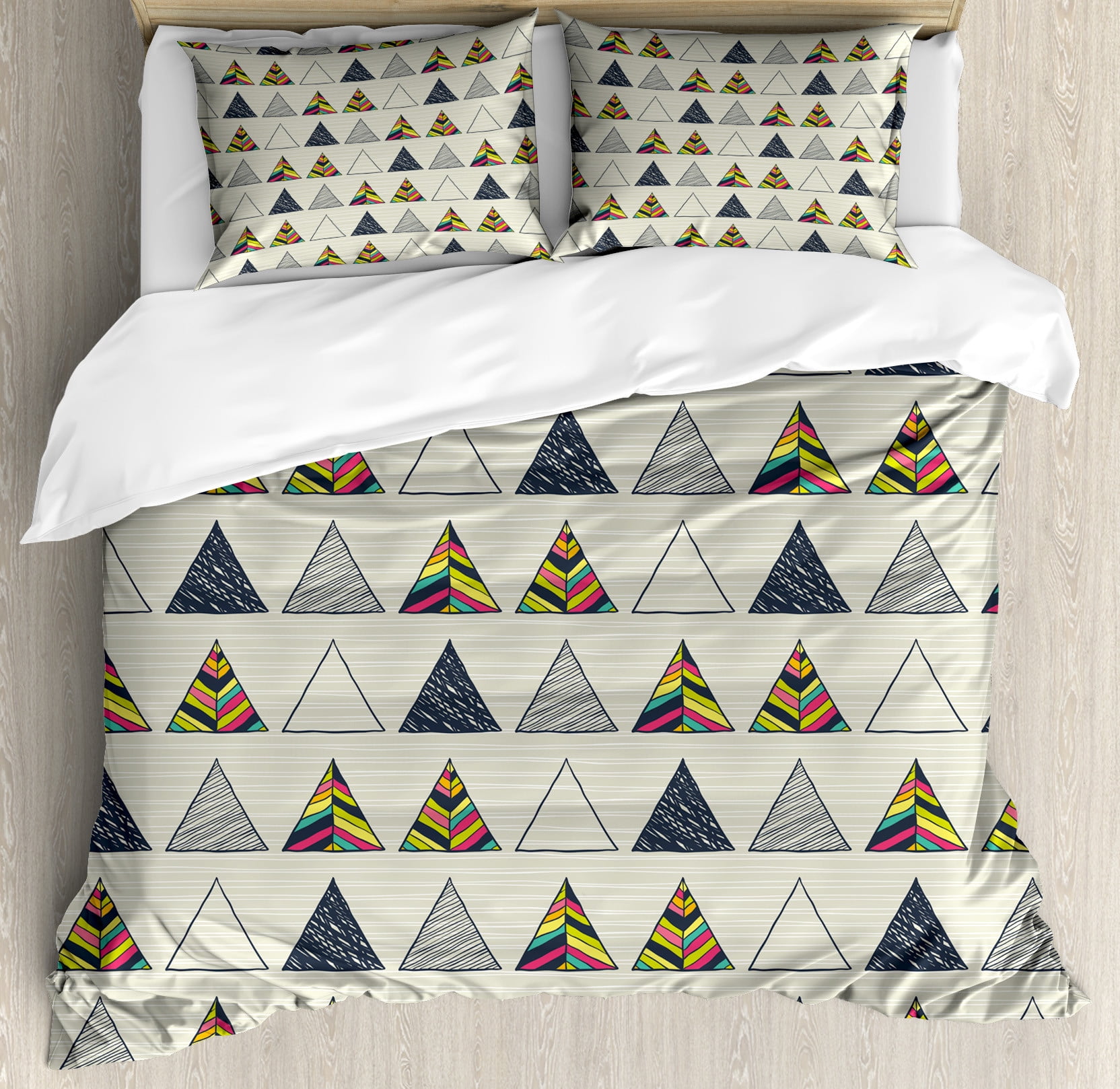 Geometric Duvet Cover Set, Abstract Hand Drawn Triangles with ...