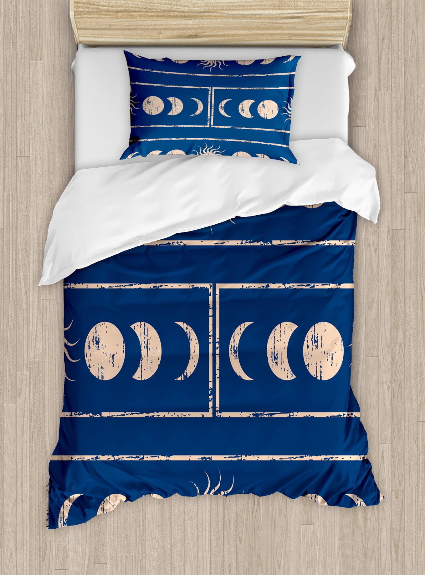 Geometry Duvet Cover Set, Grungy Display Design of Planetary Sun Moon ...