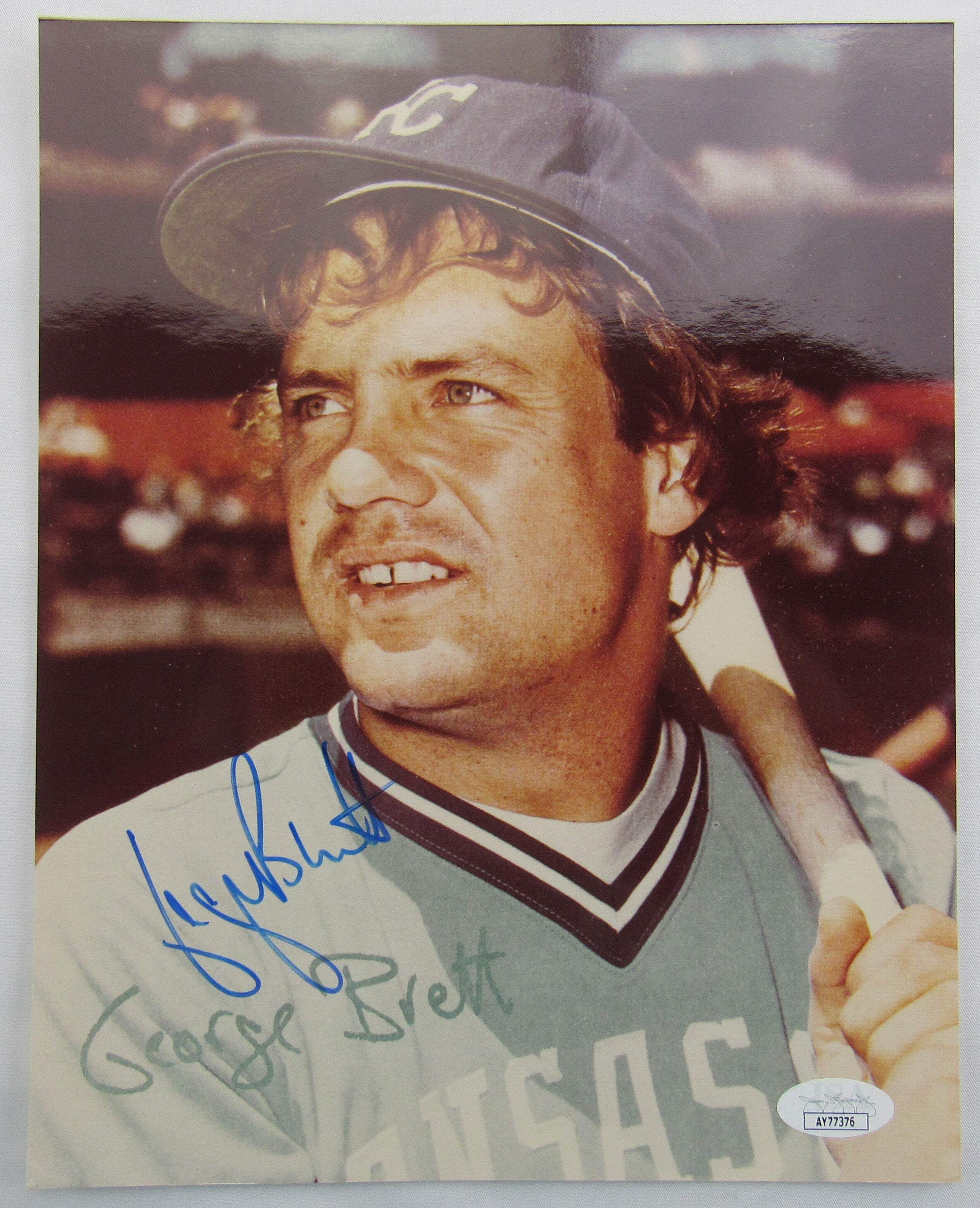 George Brett Signed Auto Autograph 8x10 Photo JSA AY77376 - Walmart.com