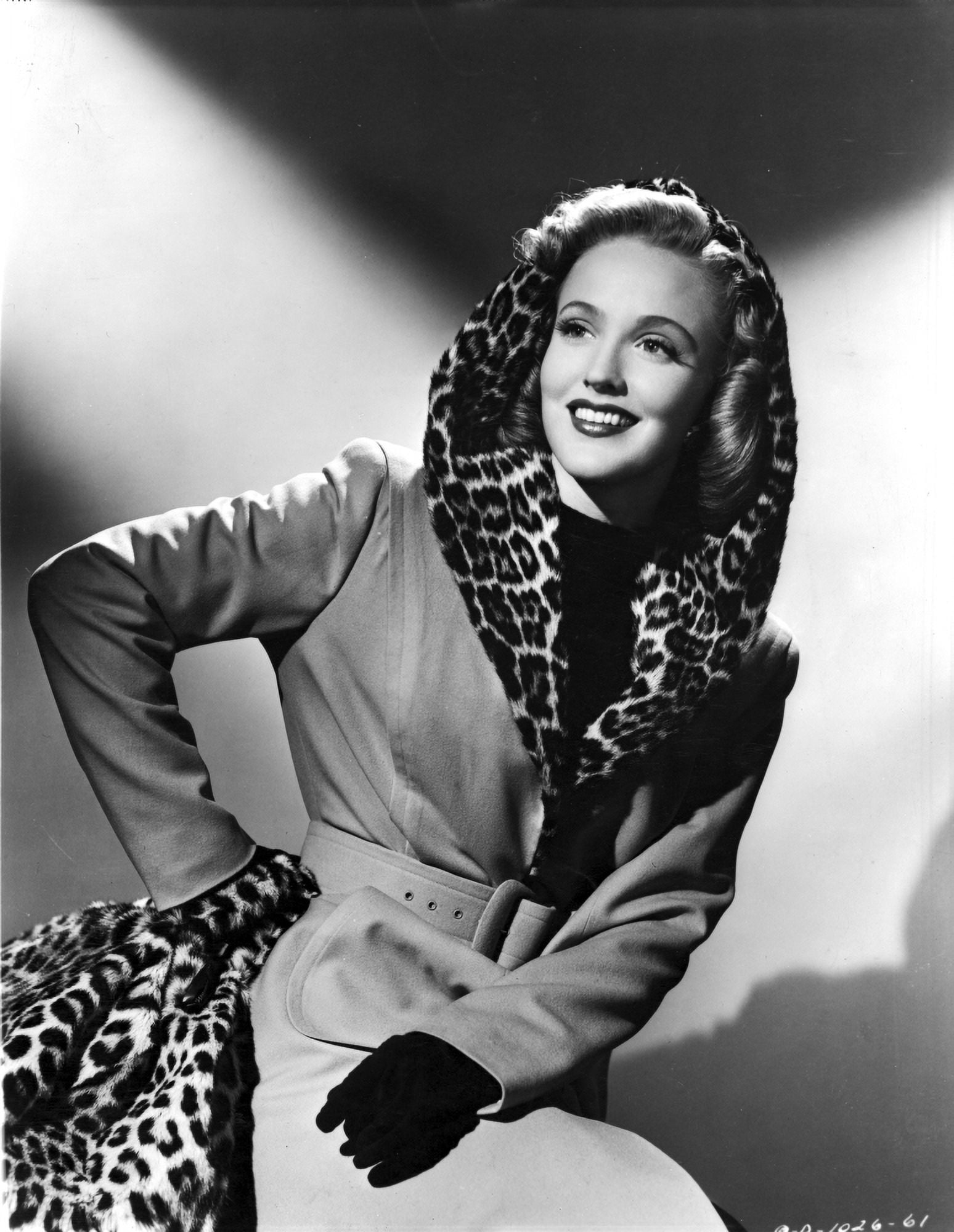 Georgia Carroll Posed in Leather Coat with Black Hand Gloves Photo ...