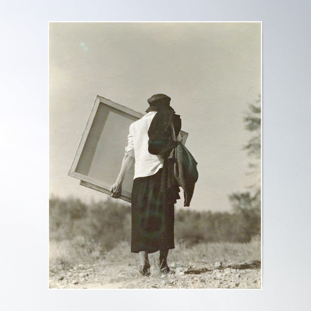 Georgia O'Keeffe - Carrying A Canvas Poster Wall Art, Modern Wall Decor ...