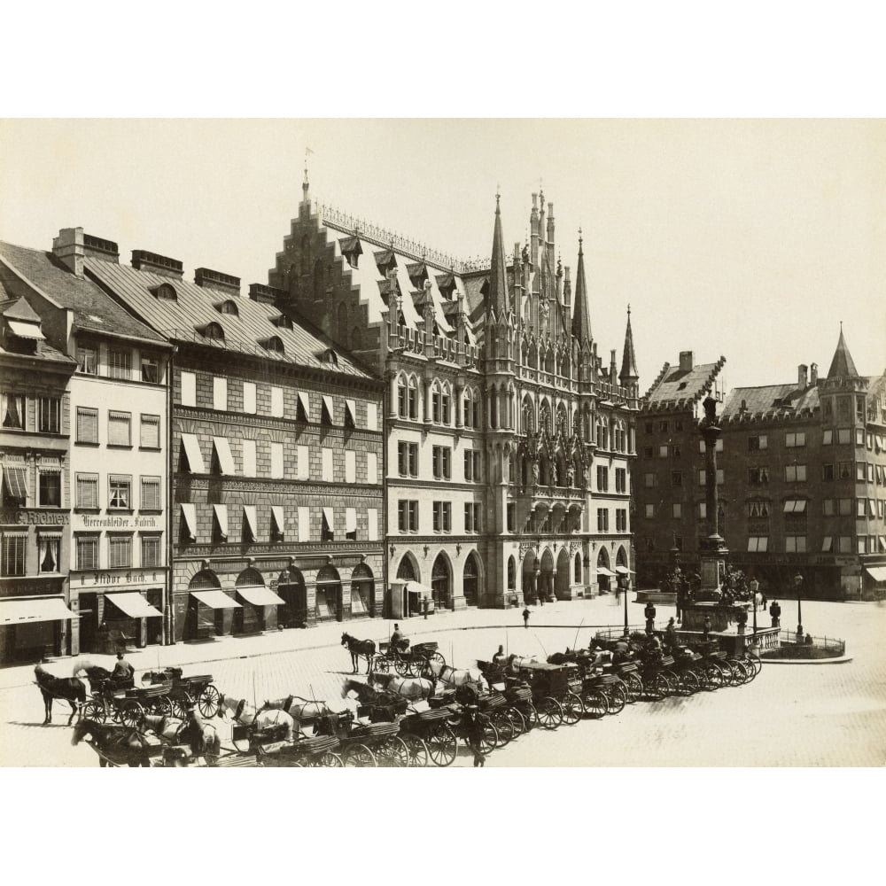 Germany Munich. Nthe New City Hall On The Marienplatz In Munich Germany ...