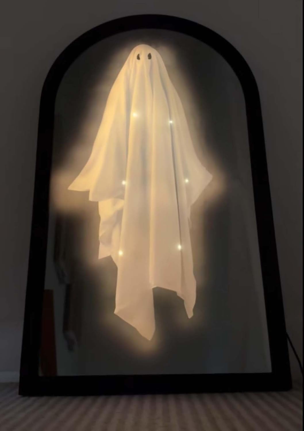 Ghost Hologram Mirror for Halloween Decorations Indoor, Gothic Haunted ...