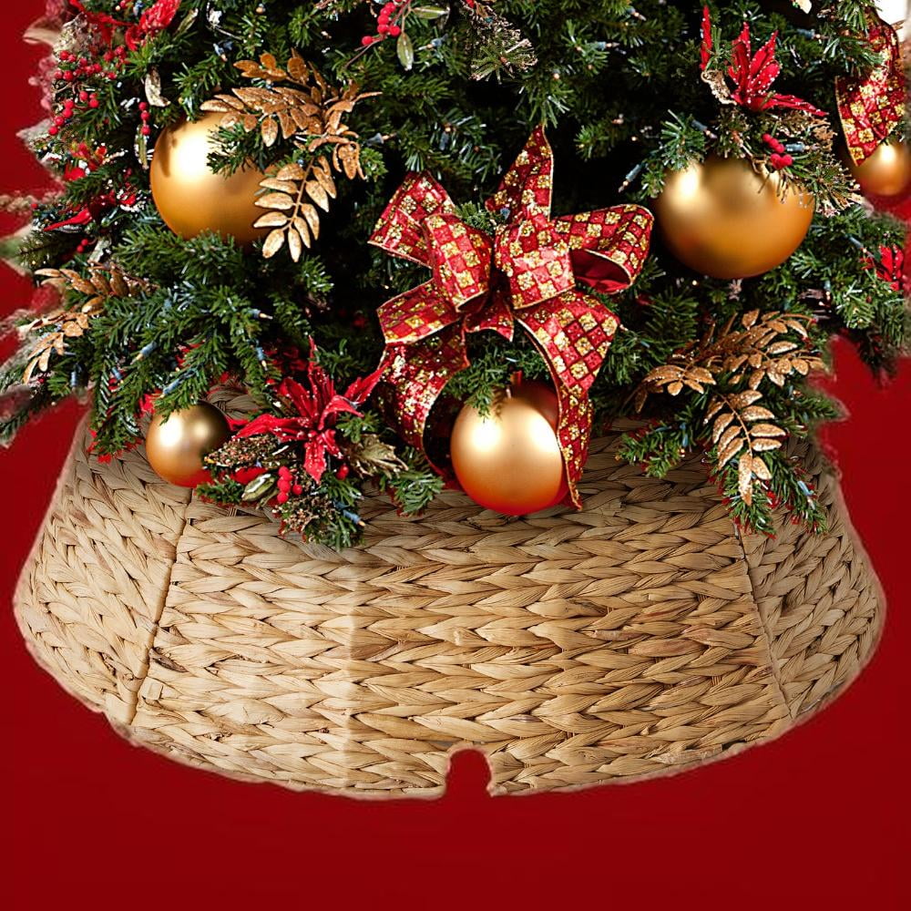 Gianna Festive Seagrass Christmas Tree Collar and Woven Tree Skirt with ...
