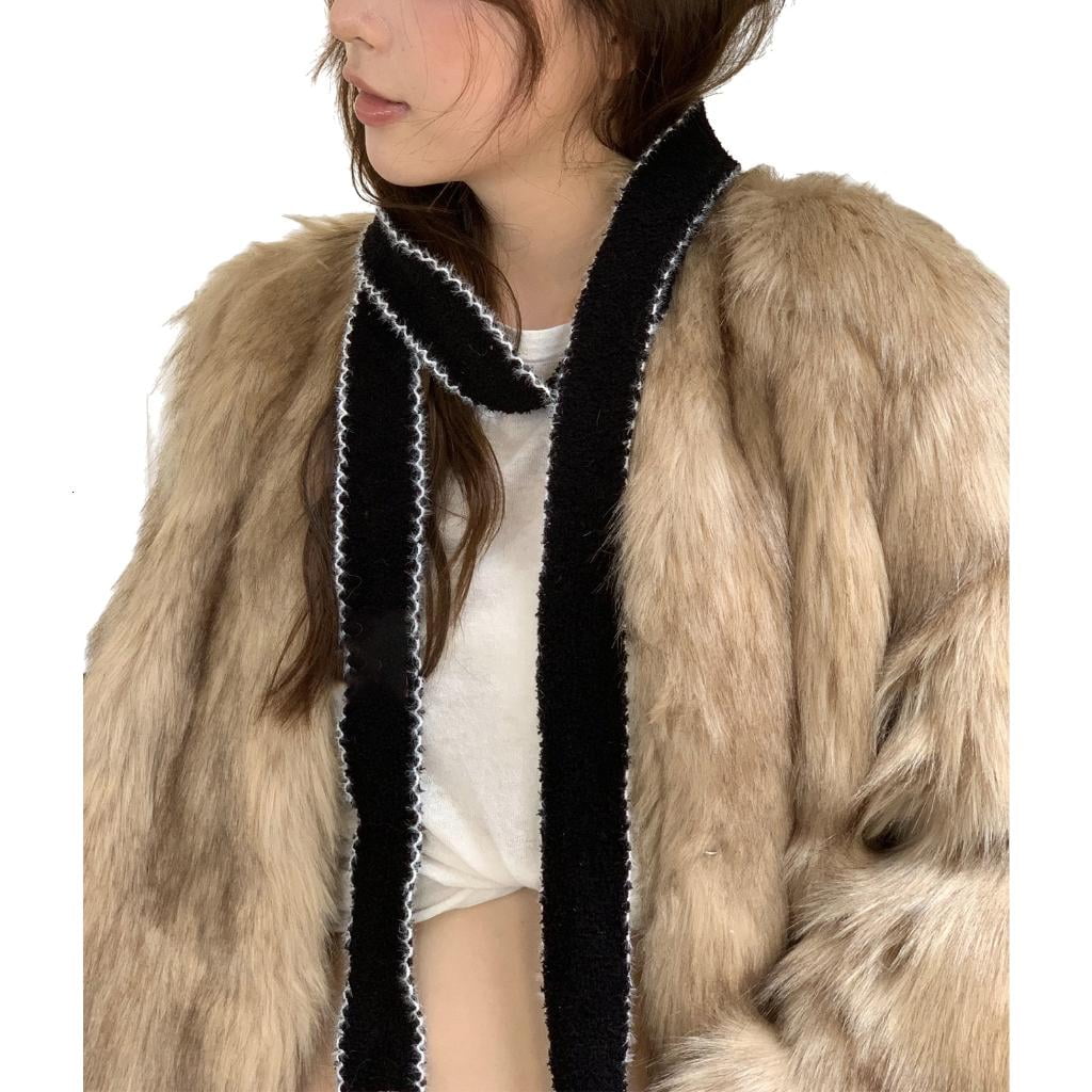 Giaone Permanent Sewn Border Scarf Thin Lined Plan Constant Elegant ...