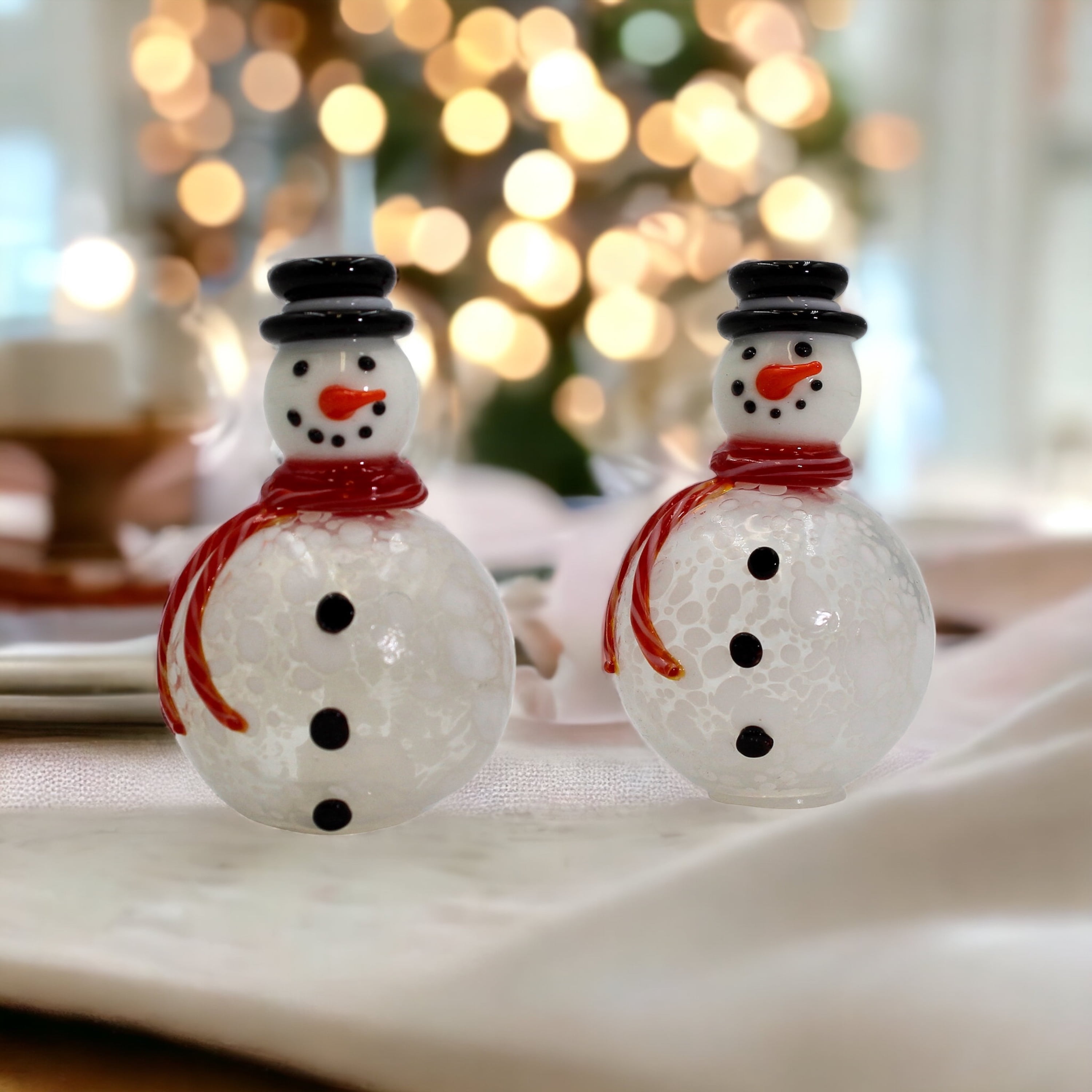 Gift Essentials XMAS Holiday Set: White Glass Snowman Salt and Pepper ...