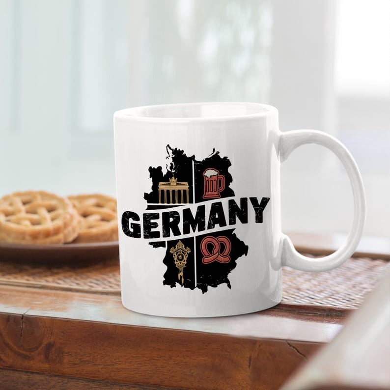 Gift for Movie Lover, Funny CH1Ristmas Mug, C1hampion Marathoner Cup ...