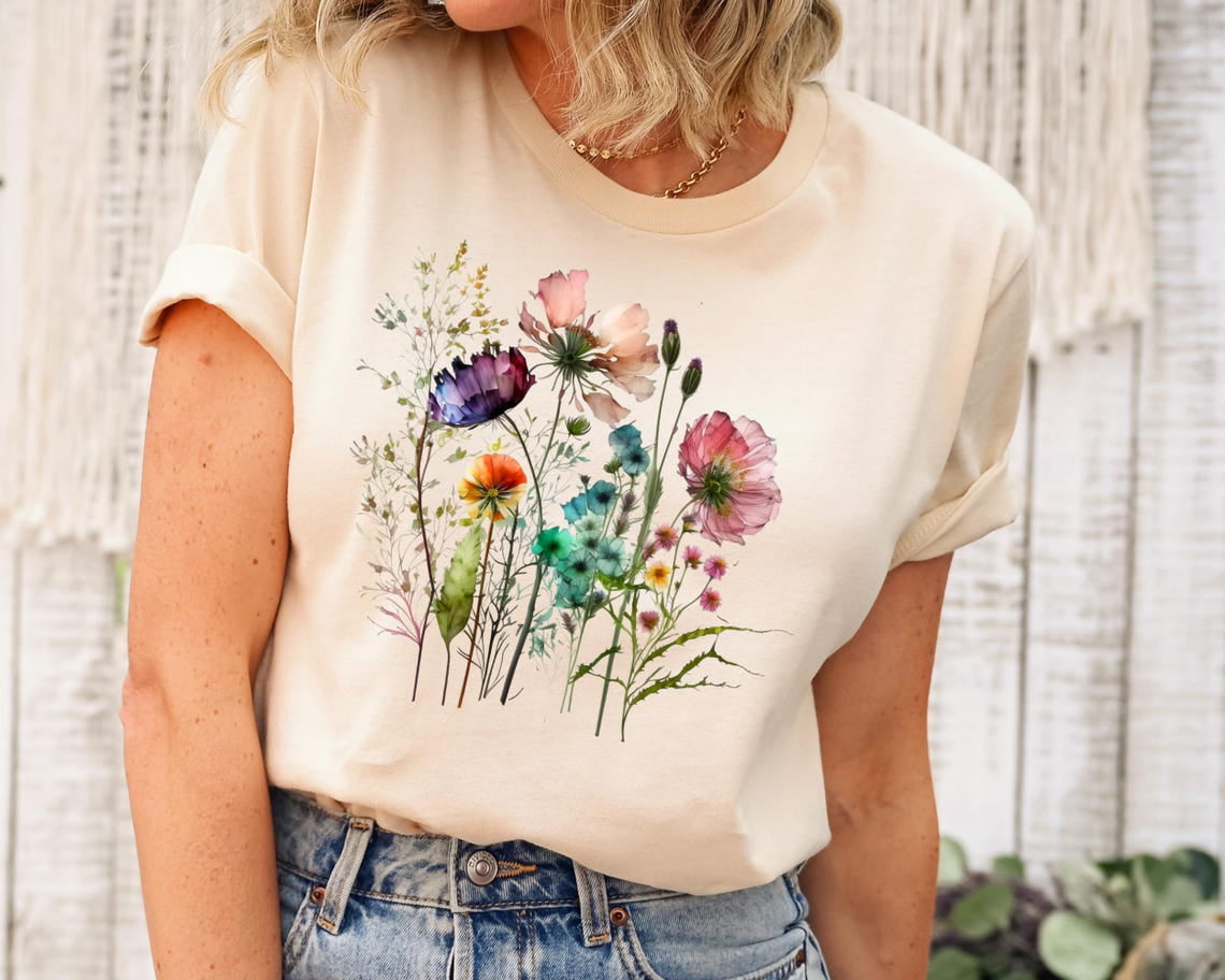 Gildan Pressed Flowers Graphic Shirt With Cottagecore Boho Style ...