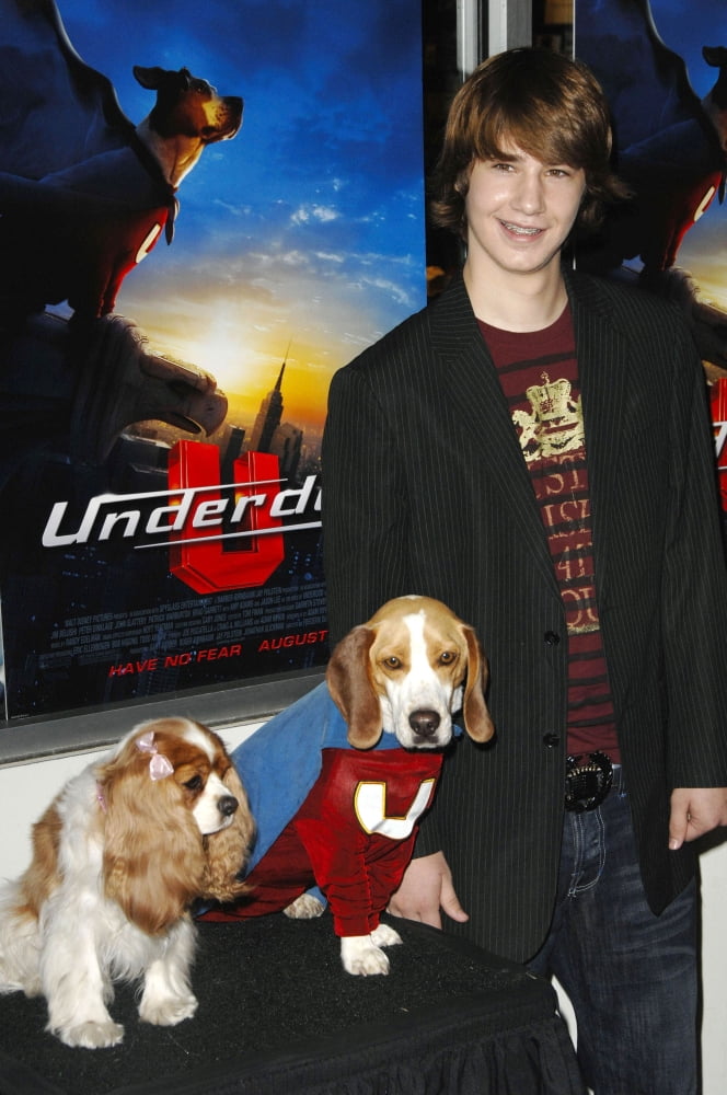Ginger Leo Alex Neuberger At Arrivals For Underdog Premiere Regal E ...