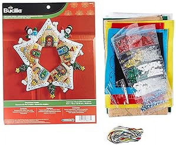 Gingerbread Wreath Felt Applique Kit-17" Round - Walmart.com