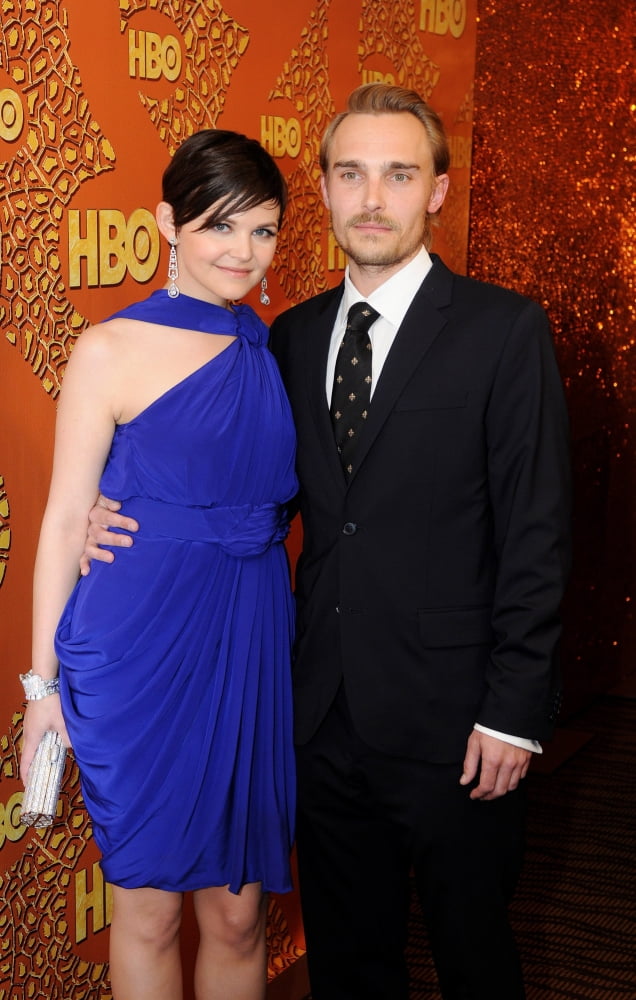 Ginnifer Goodwin And Joey Kern At The After-Party For Hbo Golden ...