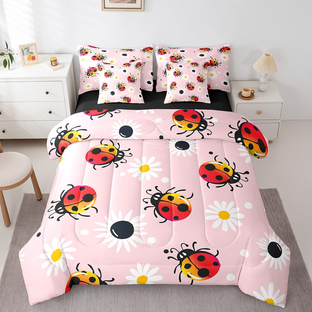 Ladybug Bed in a Bag 7-Piece Wildlife Ladybird Bedding Set, Chic Daisy ...