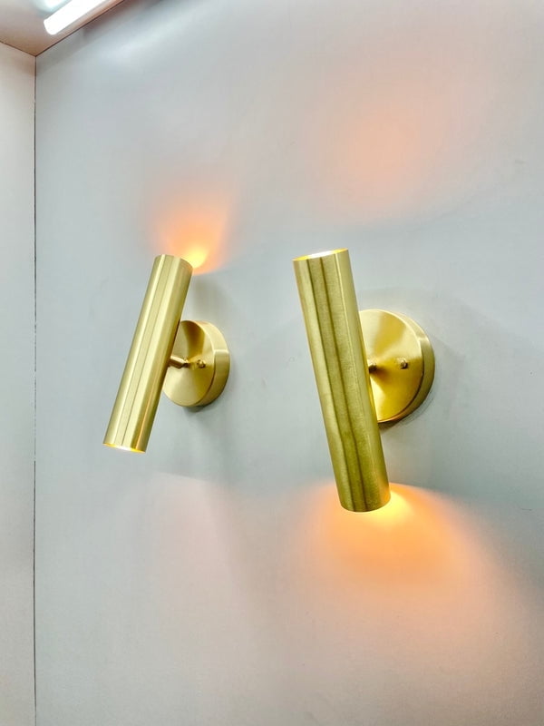 Glint & Gleam Light Studio Mid-Century Brass Dimmable 4-Light Indoor ...