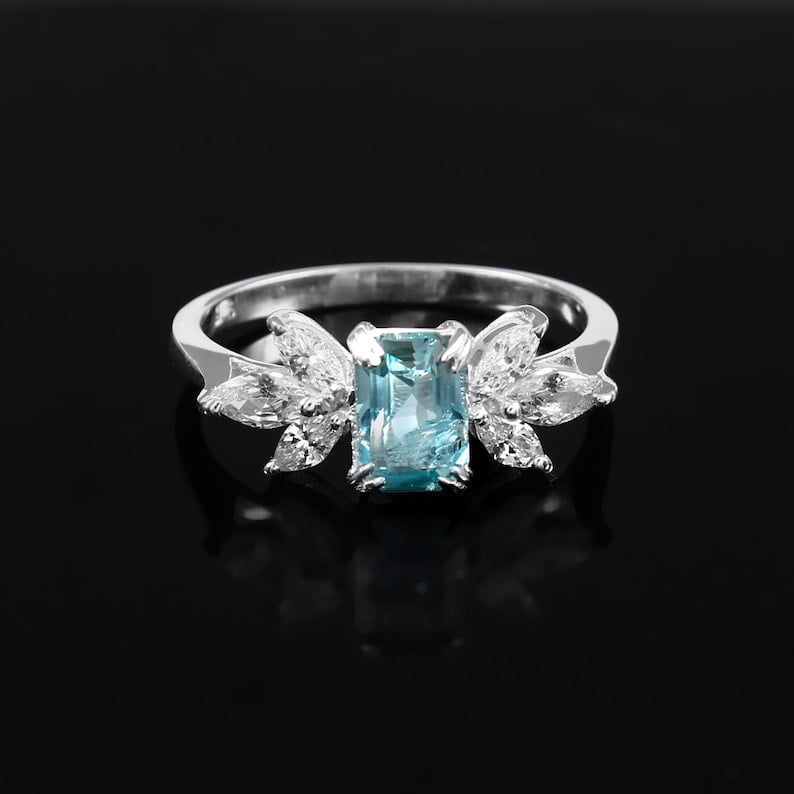 GlitteringGemsStore 925 Silver Art Deco Diamond Halo Vintage Emerald ...