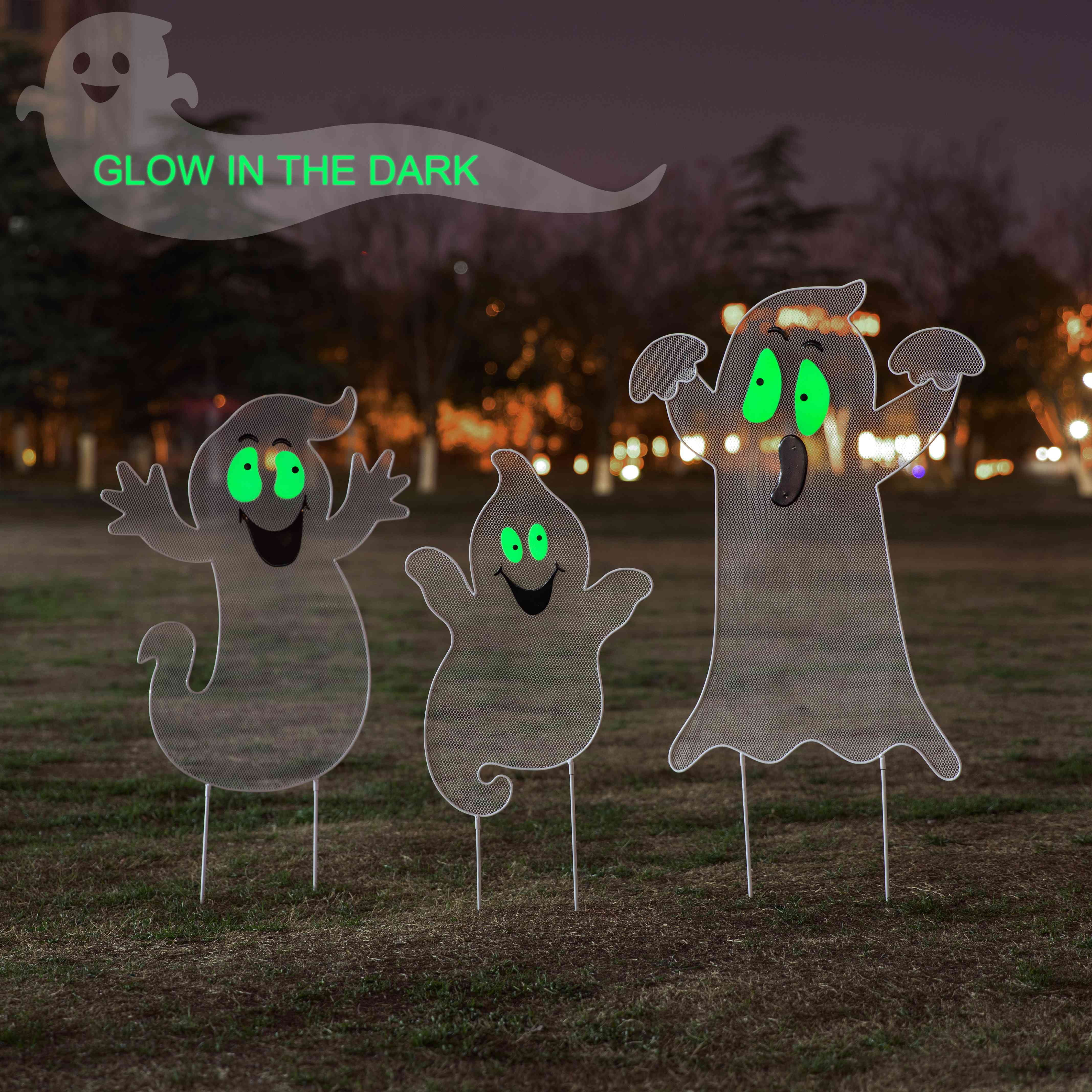 Glitzhome 40 Inch Tall Halloween Metal Mesh Glow in Dark Ghost Family ...