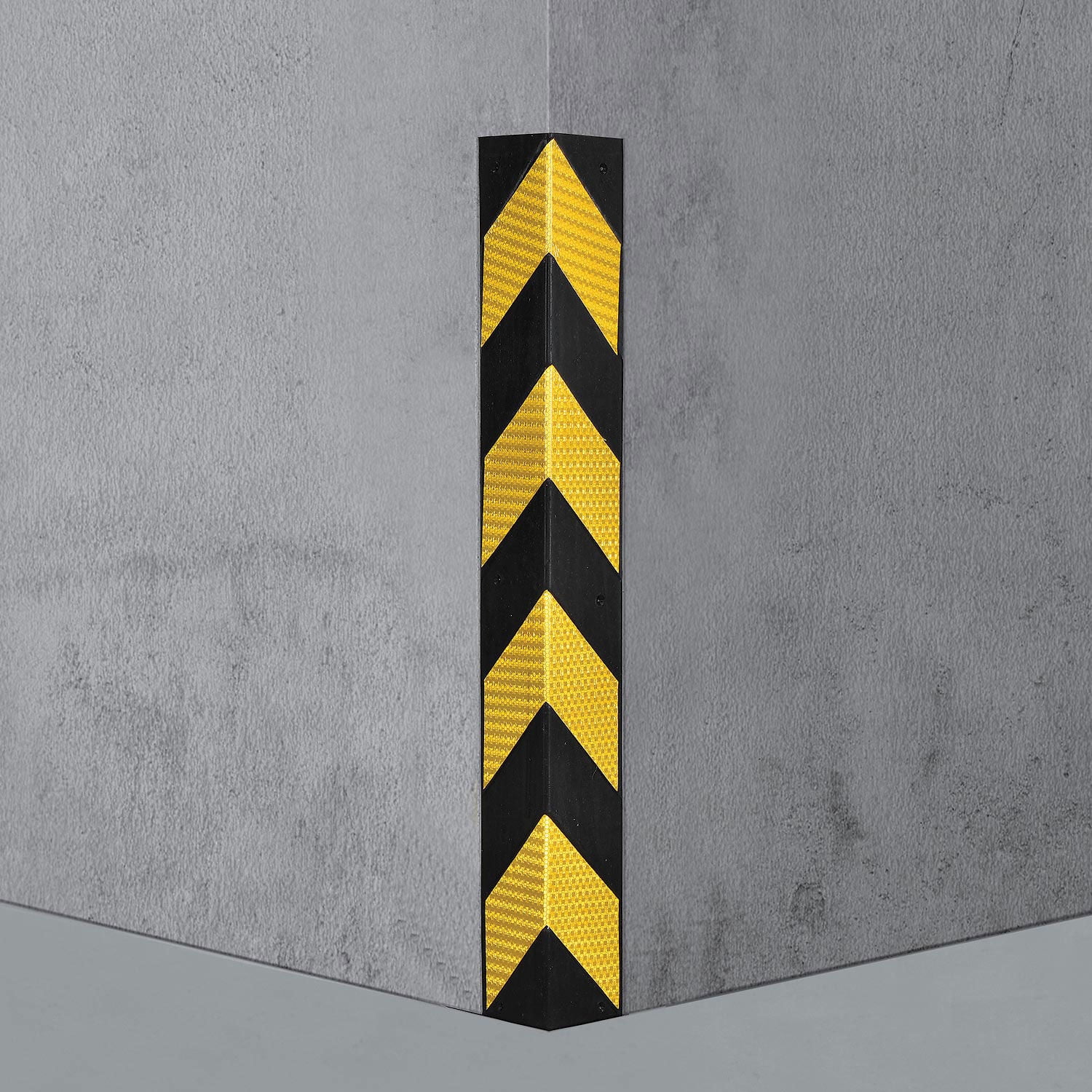 Global Industrial 31"L Rubber Corner Guard 90, Medium Duty - Walmart.com