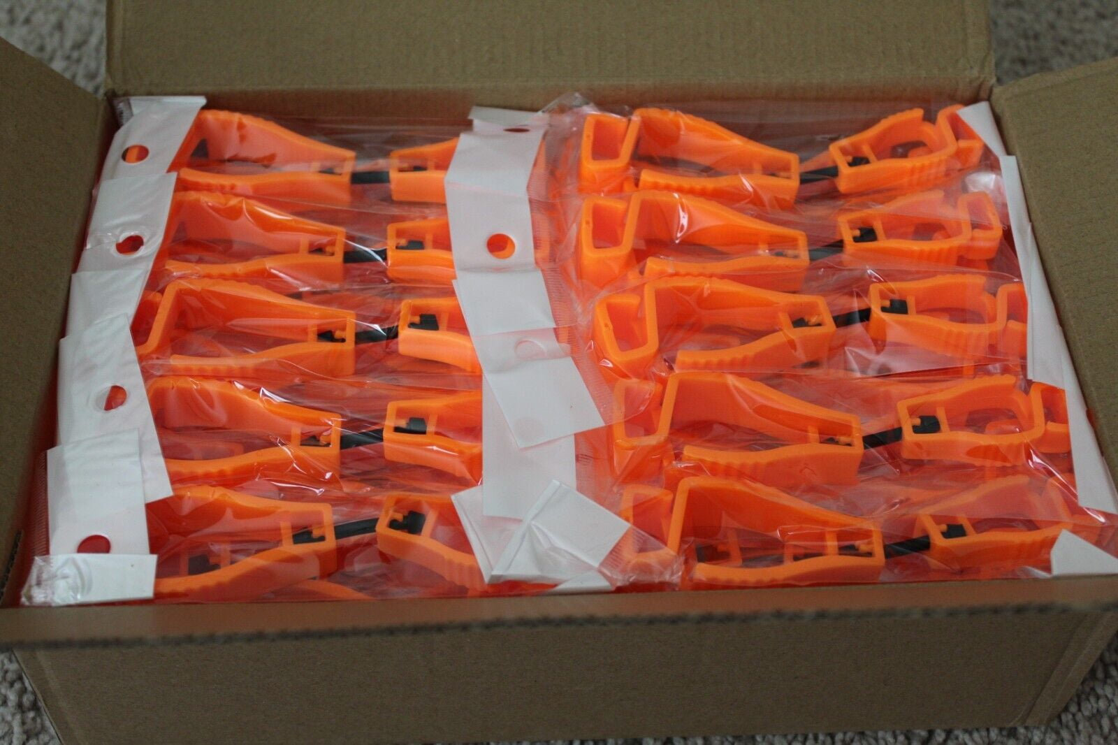 Glove Clips 100Pcs Holder Safety Gear Breakaway Catcher Utility Clamp ...