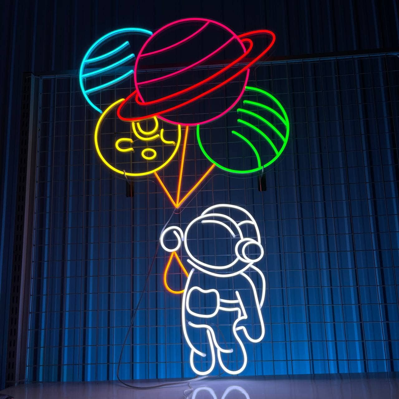 Glowneon Astronaut Balloons Neon Signs, Art Wall Decor - Walmart.com