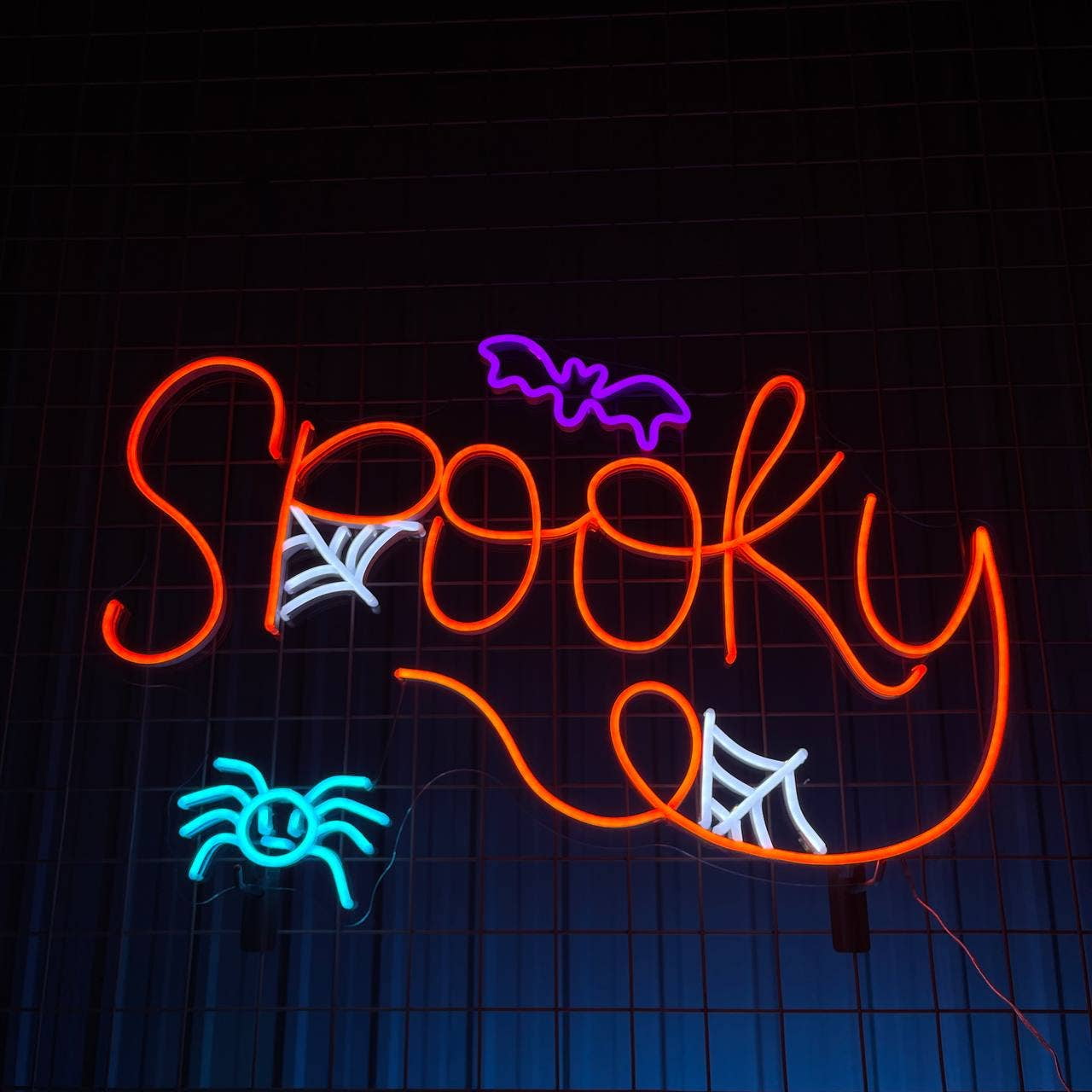 Glowneon Spooky Neon Signs, Halloween Party Wall Art LED Light Decor ...