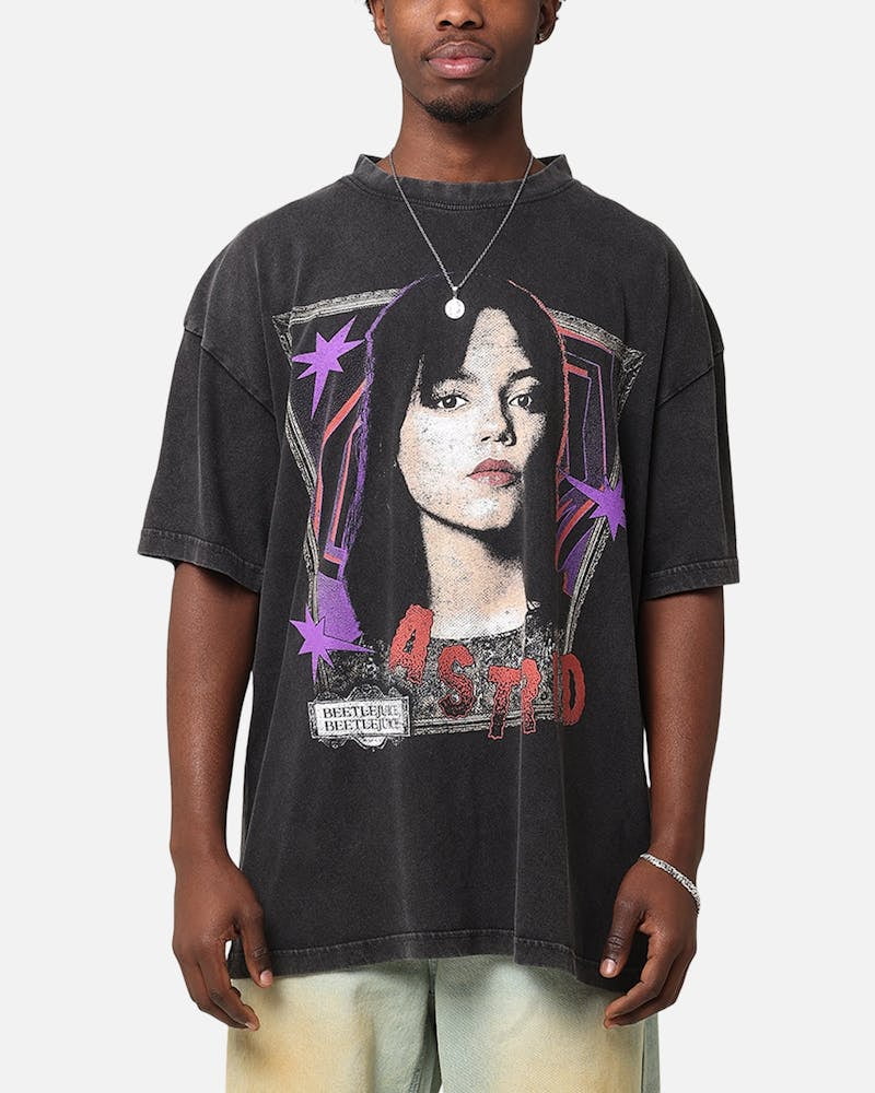 Goat Crew X Beetlejuice Astrid Vintage T-Shirt - Walmart.com