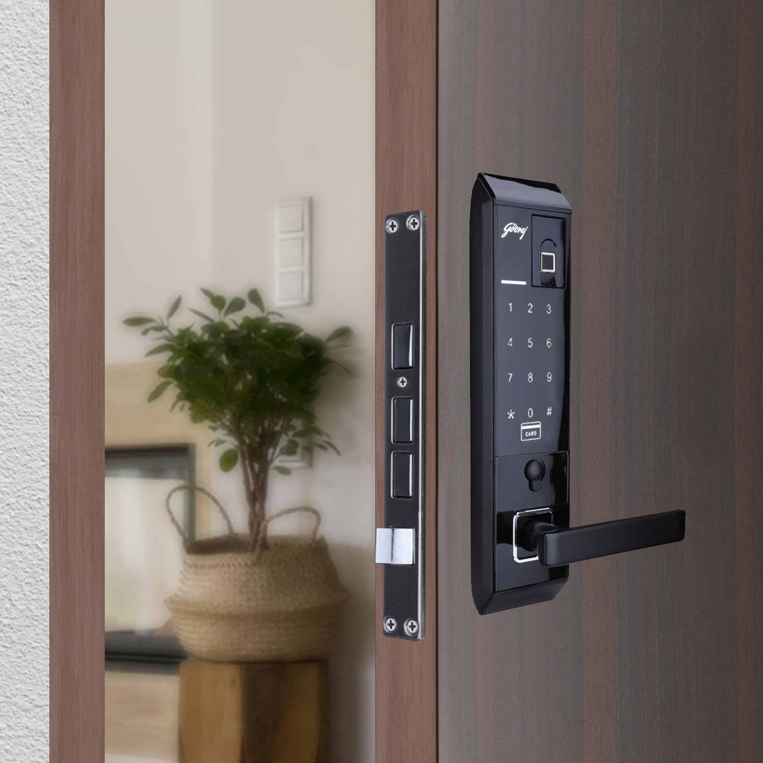Godrej Smart Lock I Advantis Revolution Digital Lock for Wooden Door ...