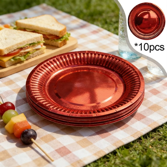 Gold Card Party Plates - 10 Pack Red Paper Plates for Birthday Parties ...