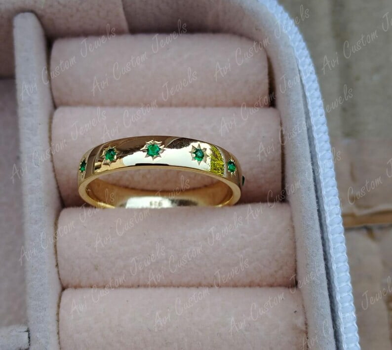 Gold Emerald Star Band Ring – Minimal Celestial Stackable Ring ...