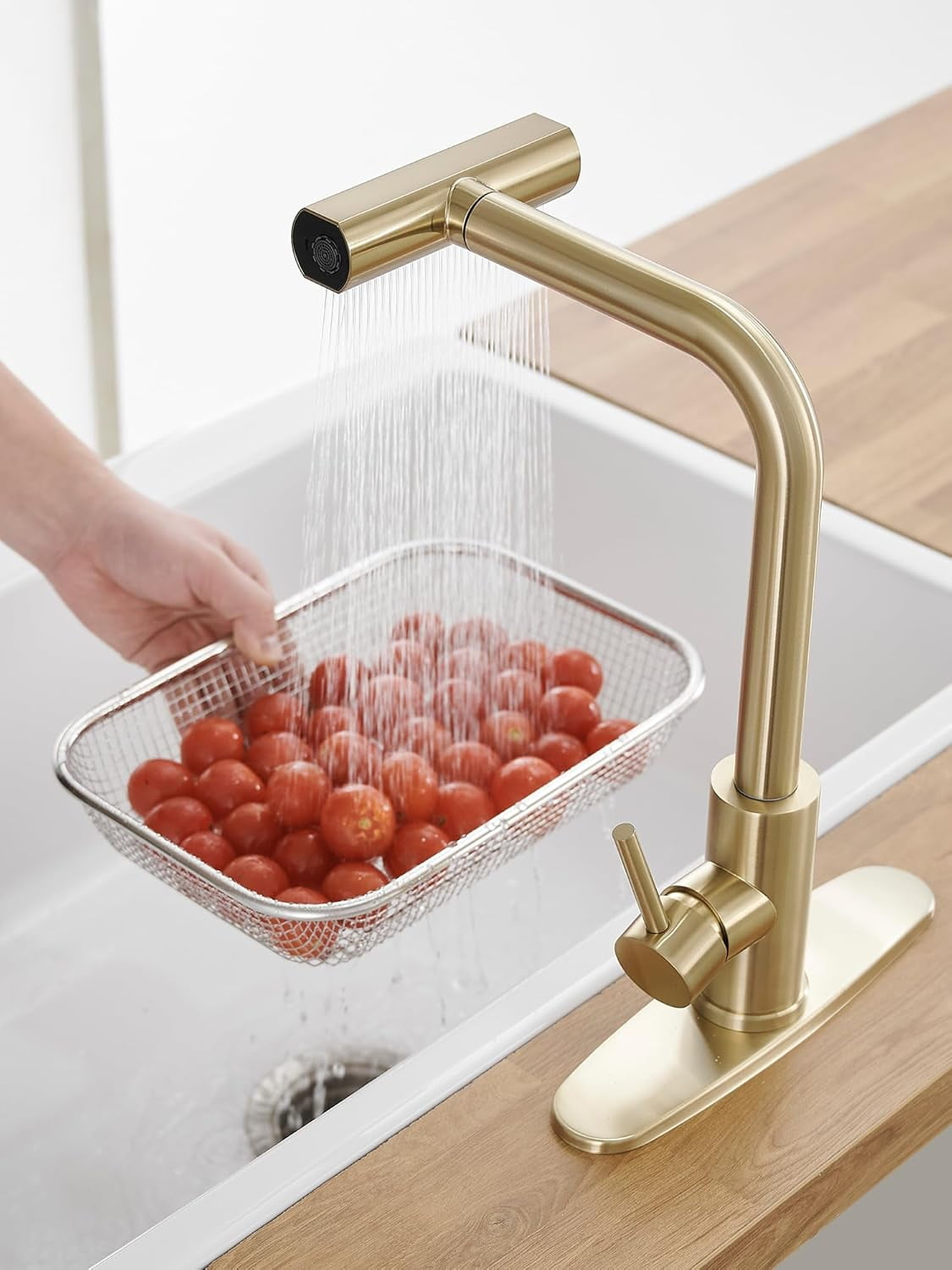 Gold Kitchen Faucets with Pull Down Sprayer, Waterfall Kitchen Sink ...