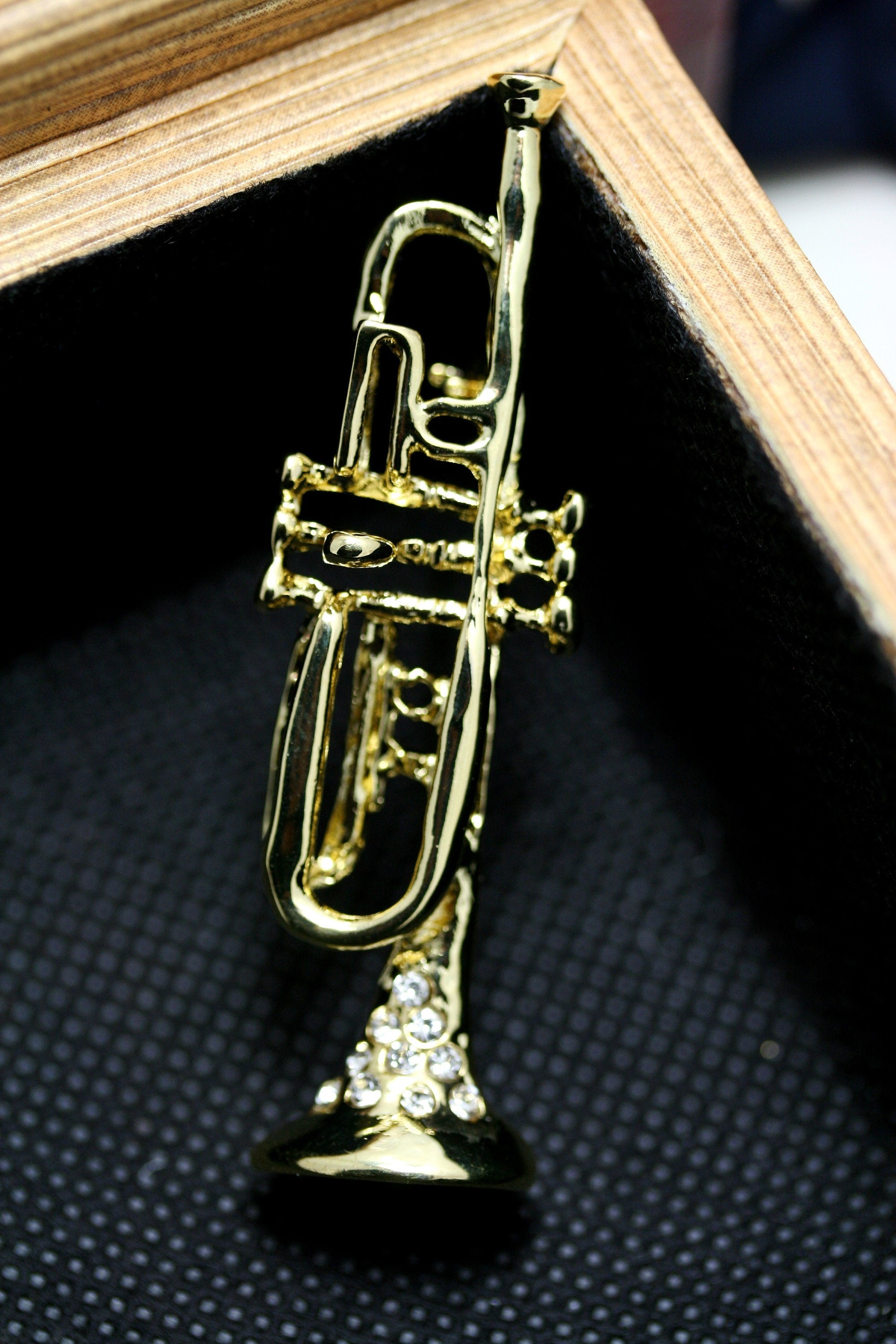 Gold Tone Rhinestone Trumpet Pin Brooch, Crystal Music Instruments ...