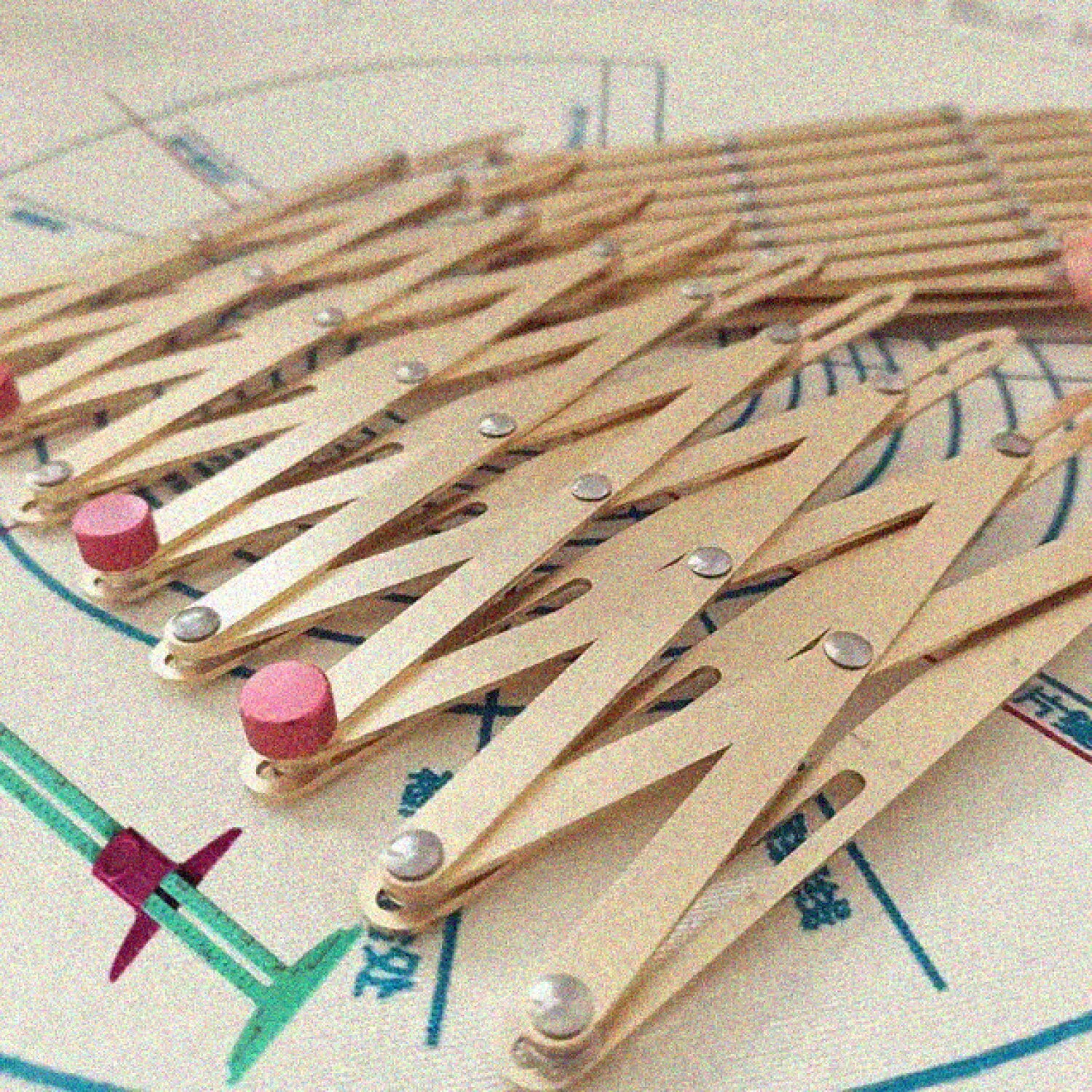 GoldFlex 5-in-1 Sewing Gauge: Aluminum Expanding Button Guide & Spacing ...