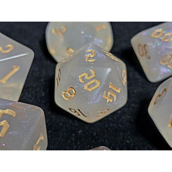 Golden Orcish Script 7 Dice Set - Polyhedral 5E DND Dungeons Dragons ...