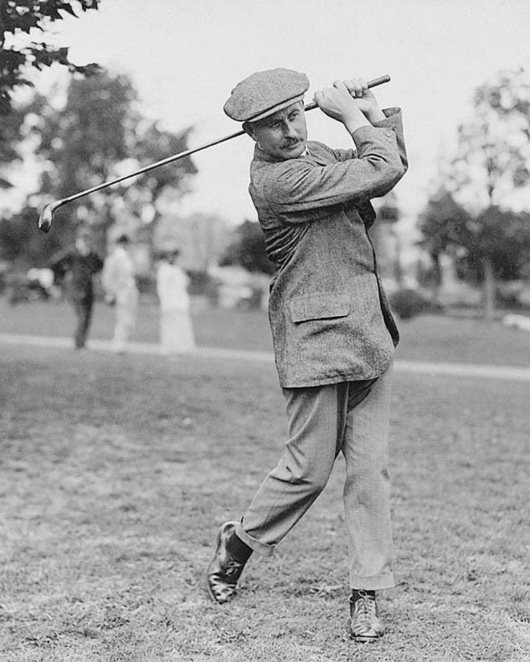 Golfer Harry Vardon Swinging Golf Club 1908 - 24x36 Inch Laminated ...