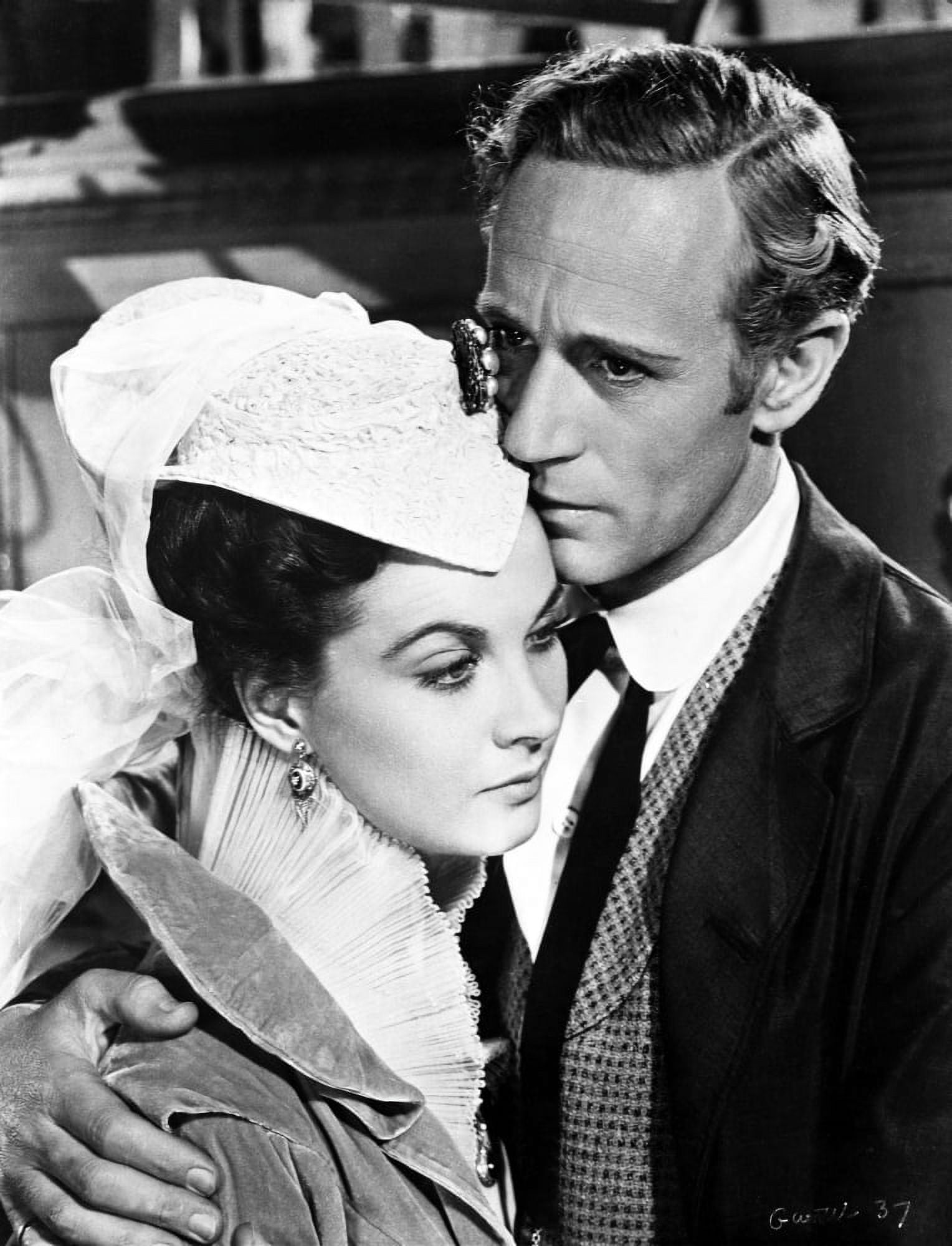 Gone With The Wind Ashley Wilkes hugging Maybelle Merriweather Movie ...