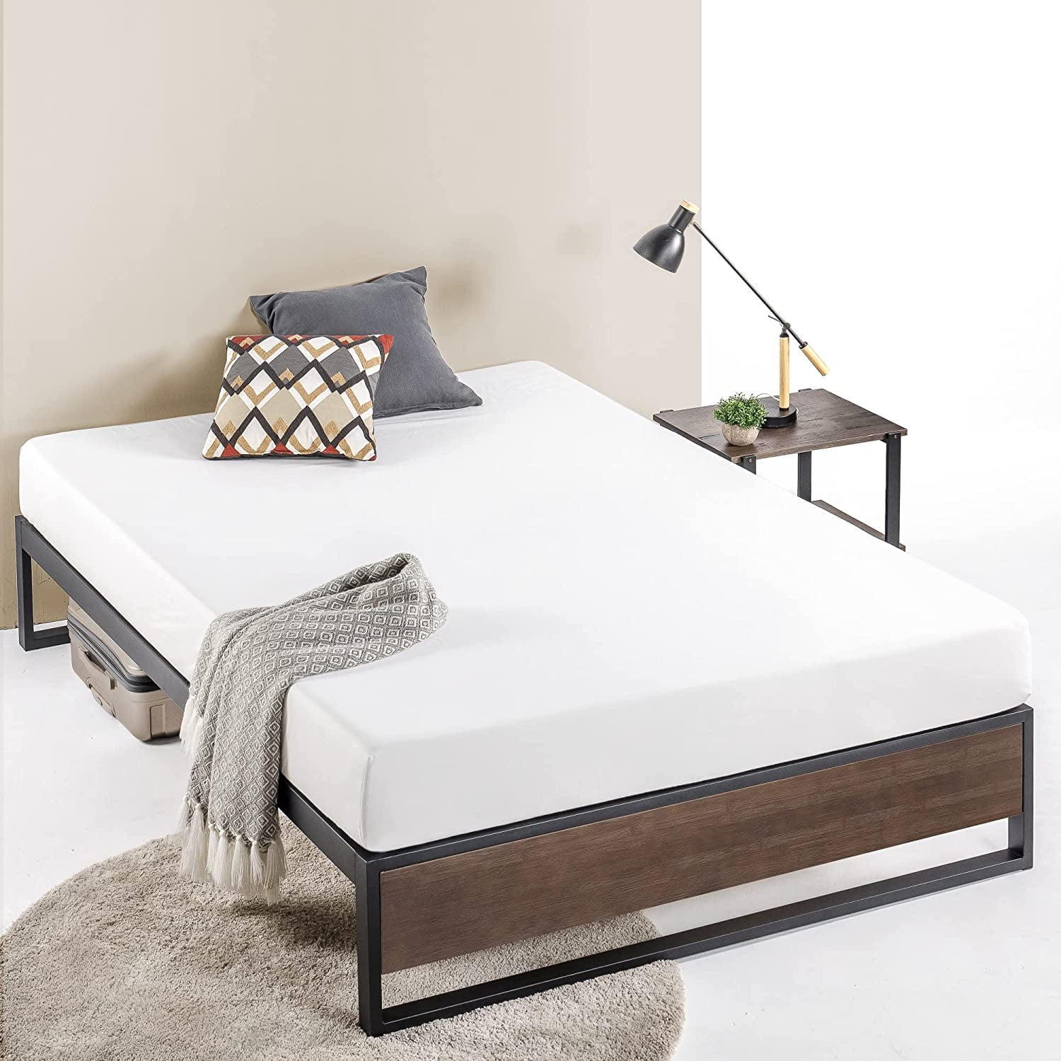 Good Design Award Winner Suzanne 14 Inch Bamboo and Metal Platforma Bed ...