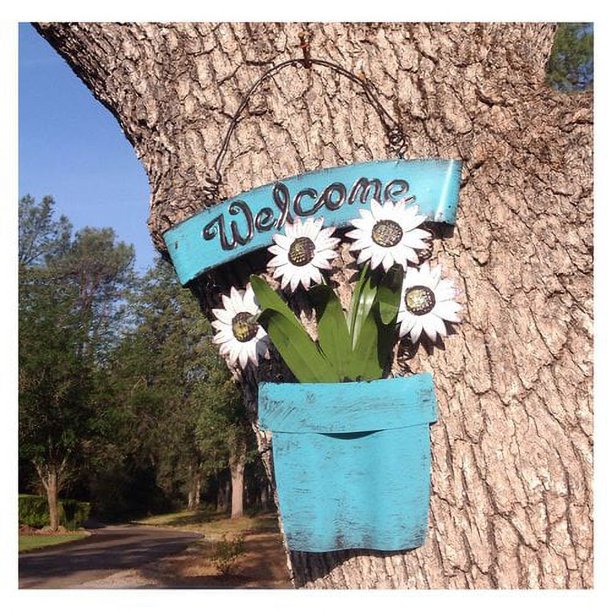 Goodman and Wife Welcome Daisies Metal Garden Sign - Walmart Business ...