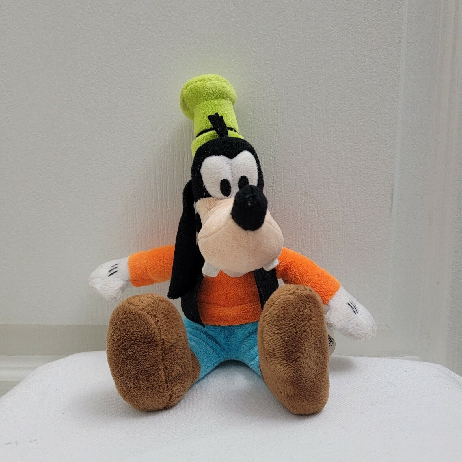 Goofy - Mickey and Friends 10" Plush - Walmart.com
