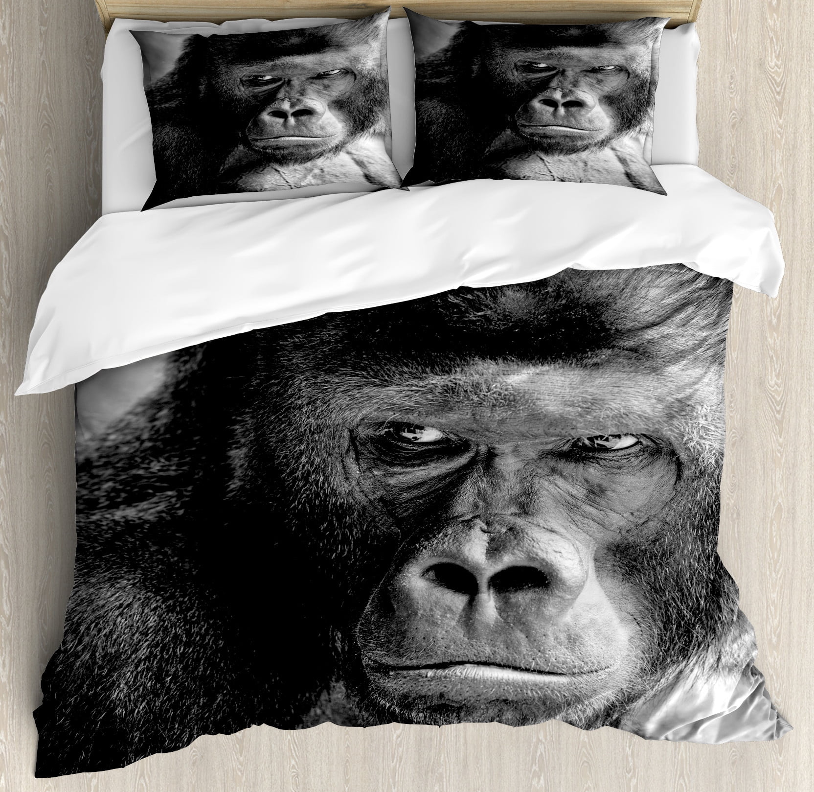 Gorilla Duvet Cover Set, Picturesque of a Grumpy Ape Portrait in ...