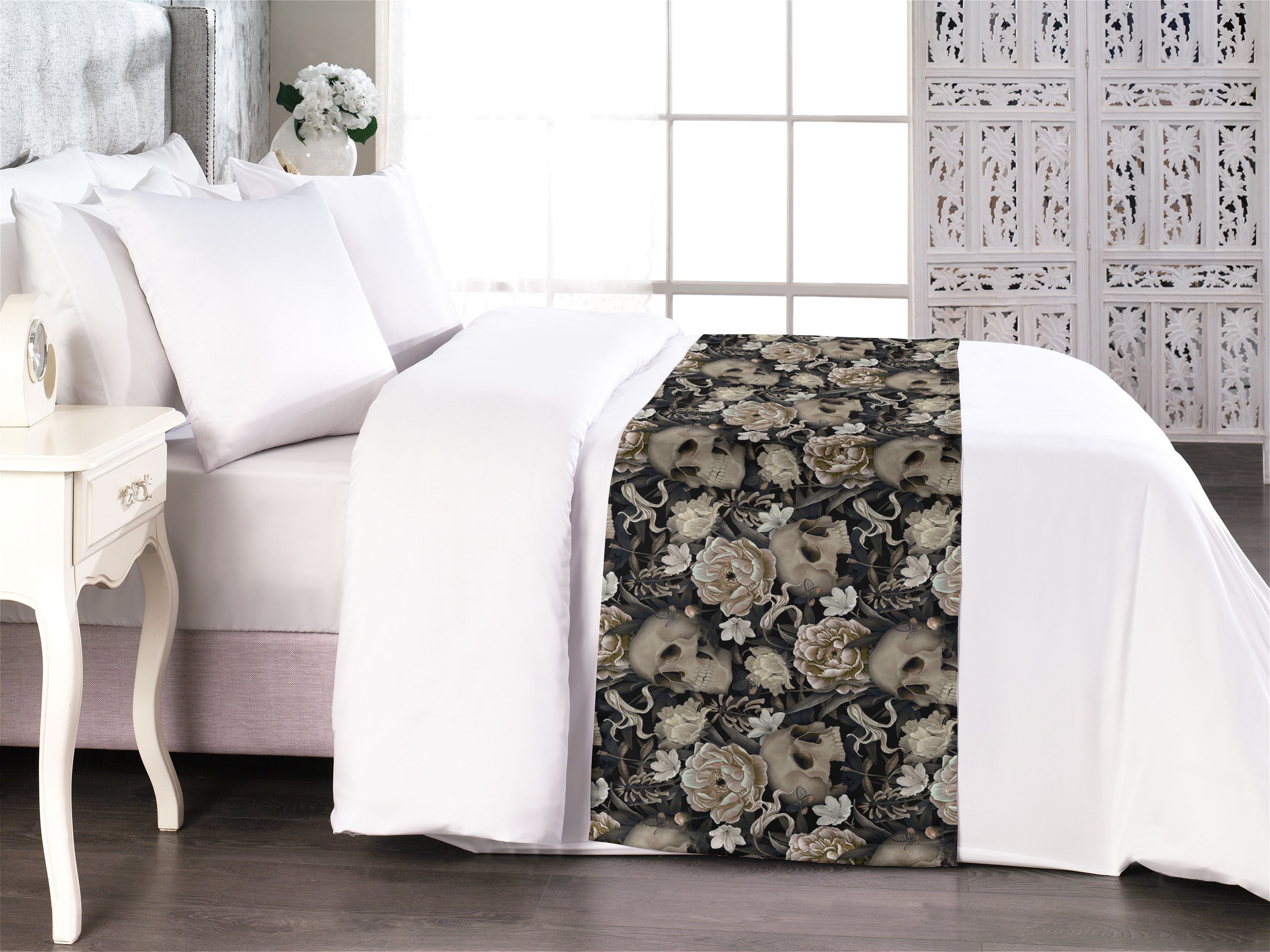 Gothic Bed Runner, Vintage Baroque Floral Skulls with Garden Flowers ...
