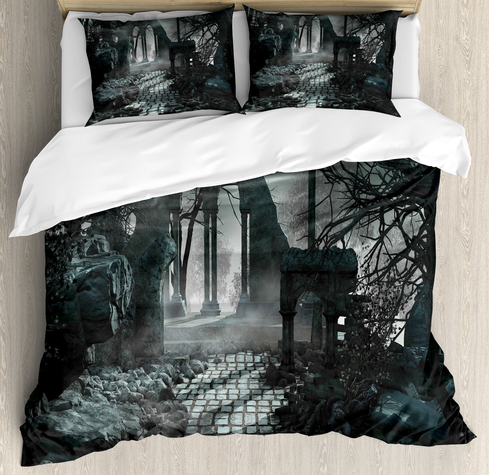 Gothic Duvet Cover Set, Full Moon over Medieval Building Ruins at Night ...