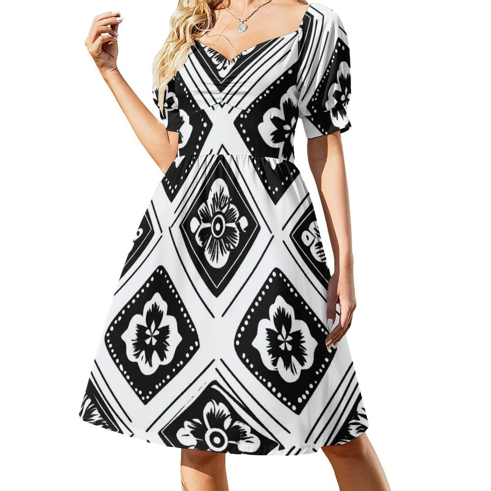 Gpbordo_BLACK_WHITE_AFRICAN_PATTERN_c2a97c9b-5988-4cd0-bb6f ...