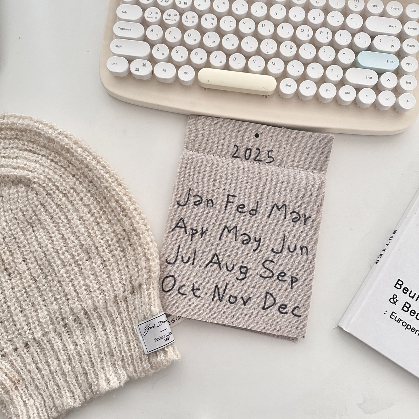 GrRotKP 2025 Linen Calendar English Retro Calendar Hook Calendar Rural ...