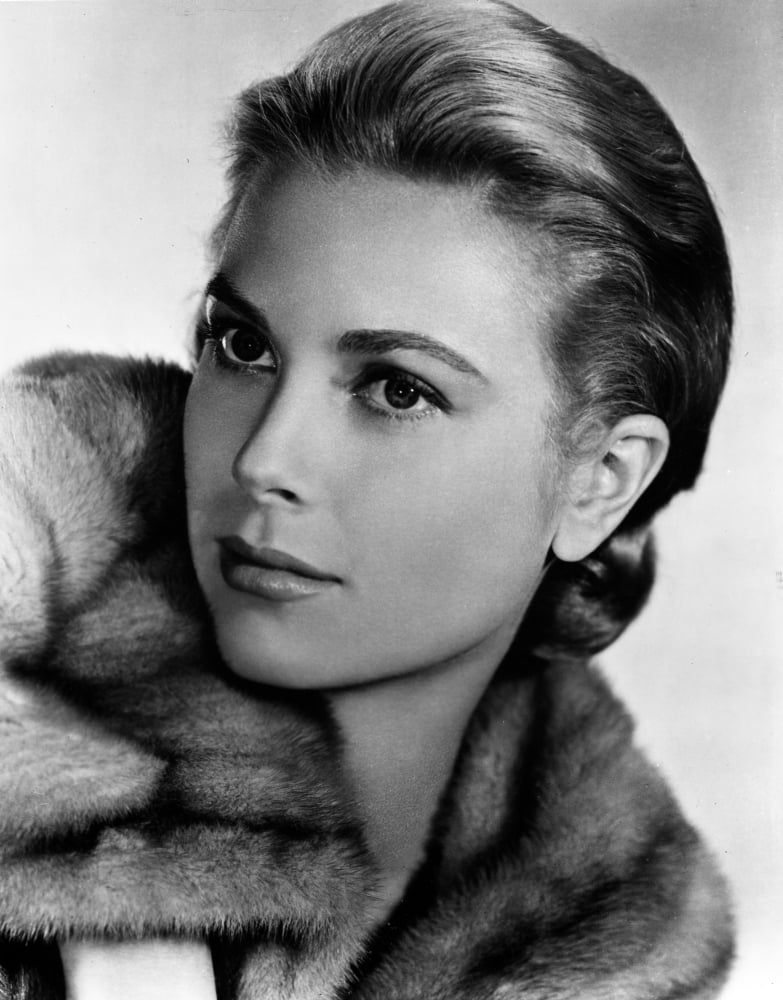 Grace Kelly wearing a fur stole Photo Print (8 x 10) - Walmart.com