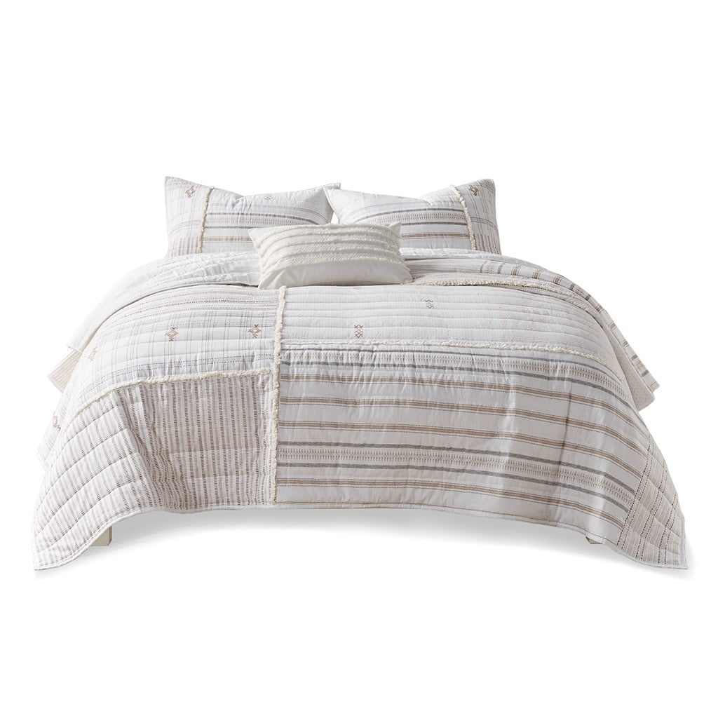 Gracie Mills Zander 3-Piece Stripe Printed Cotton Quilt Set with Trims ...