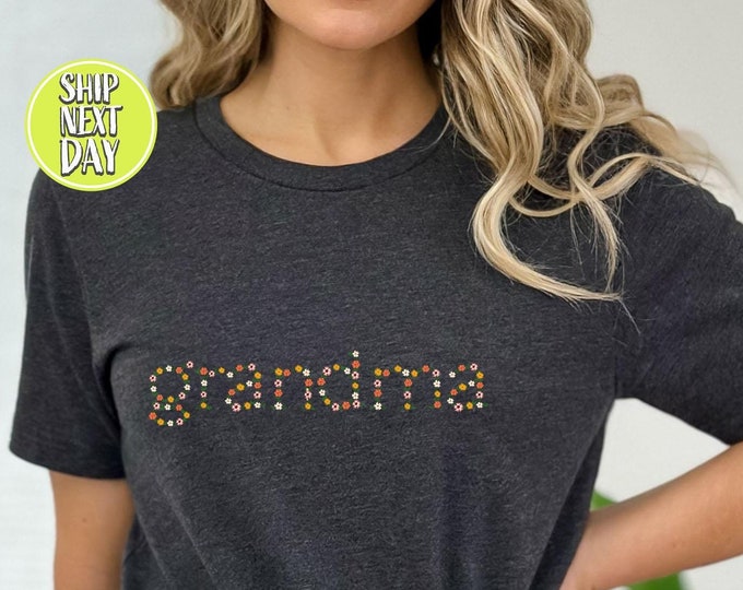 Grandma Daisy Tshirt, Daisy Tee For Grandma, Floral Grandma Shirt ...