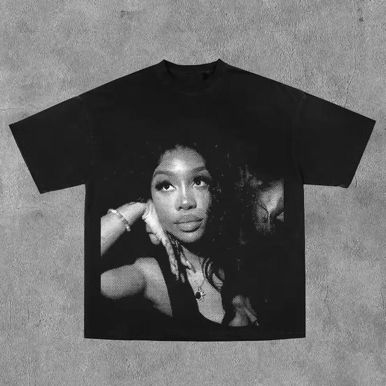 Graphic SZA Black n White RnB Printed T-shirt, Vintage design in Black ...