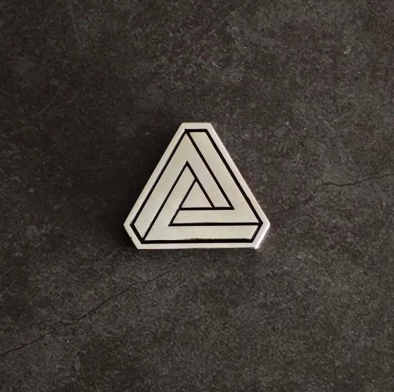 Gravity Art Pendant Close Up Magic Tricks Illusions Mentalism Magic ...