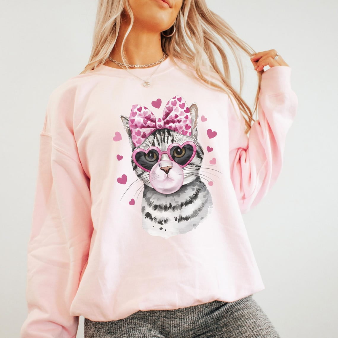 Gray Tabby Cat Valentine Day Sweatshirt, Heart Bow Tabby Cat Sweater ...