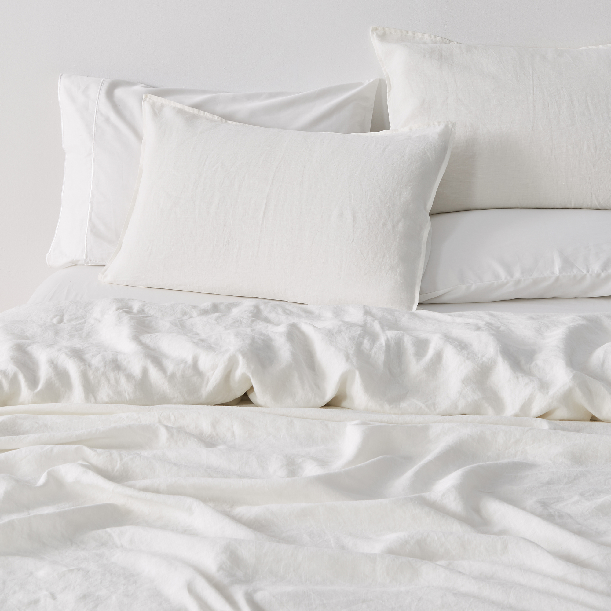 Great Bay Home 100% European Flax Linen Pillowcase Set, Hidden Side ...