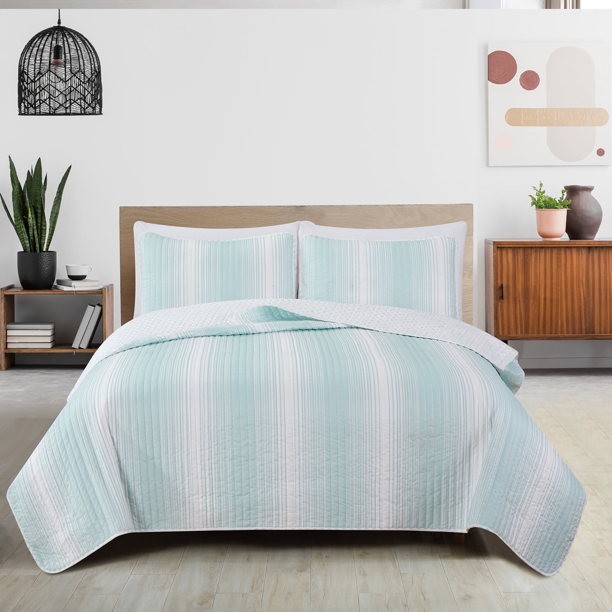 Great Bay Home Everette Ombre Striped 3-Piece Reversible Quilt Set ...