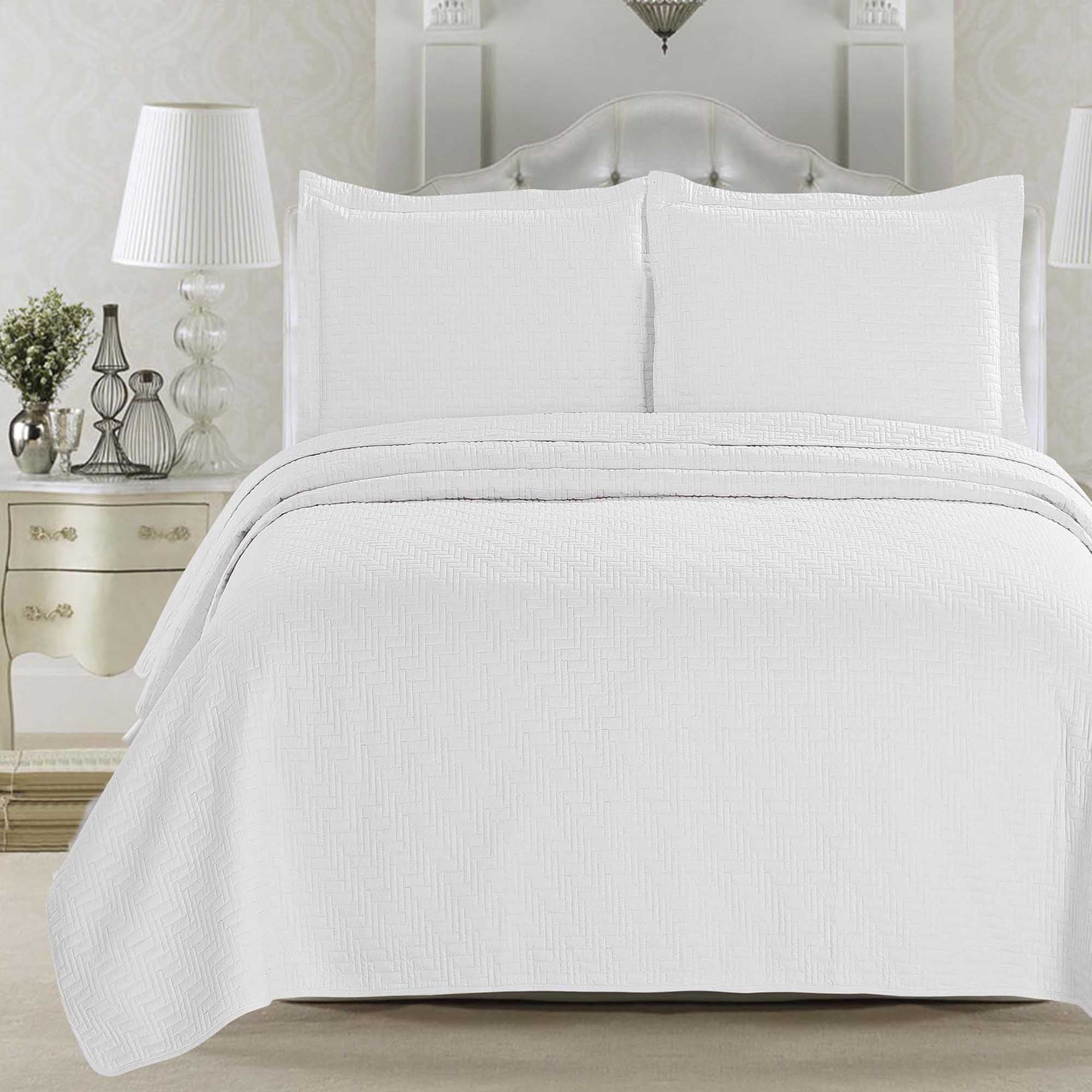 Great Bay Home Herringbone Stitch All-Season Reversible Quilt Set With ...